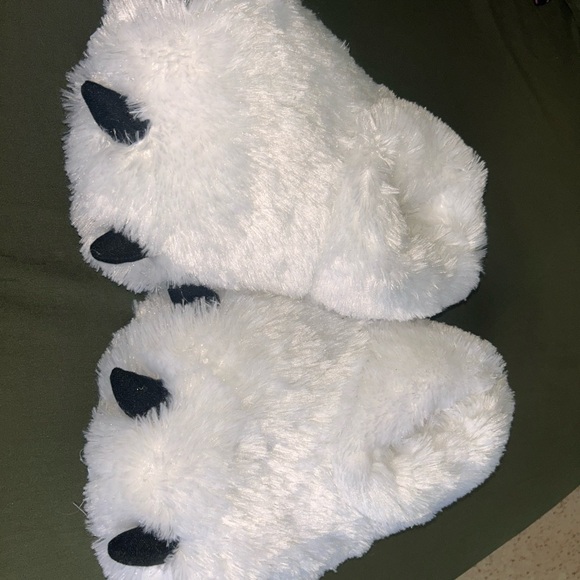 Seaworld | Shoes | White And Black Plush Animalinspired Slippers | Poshmark